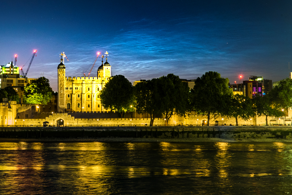 Noctilucent Clouds over London | Spaceweather.com