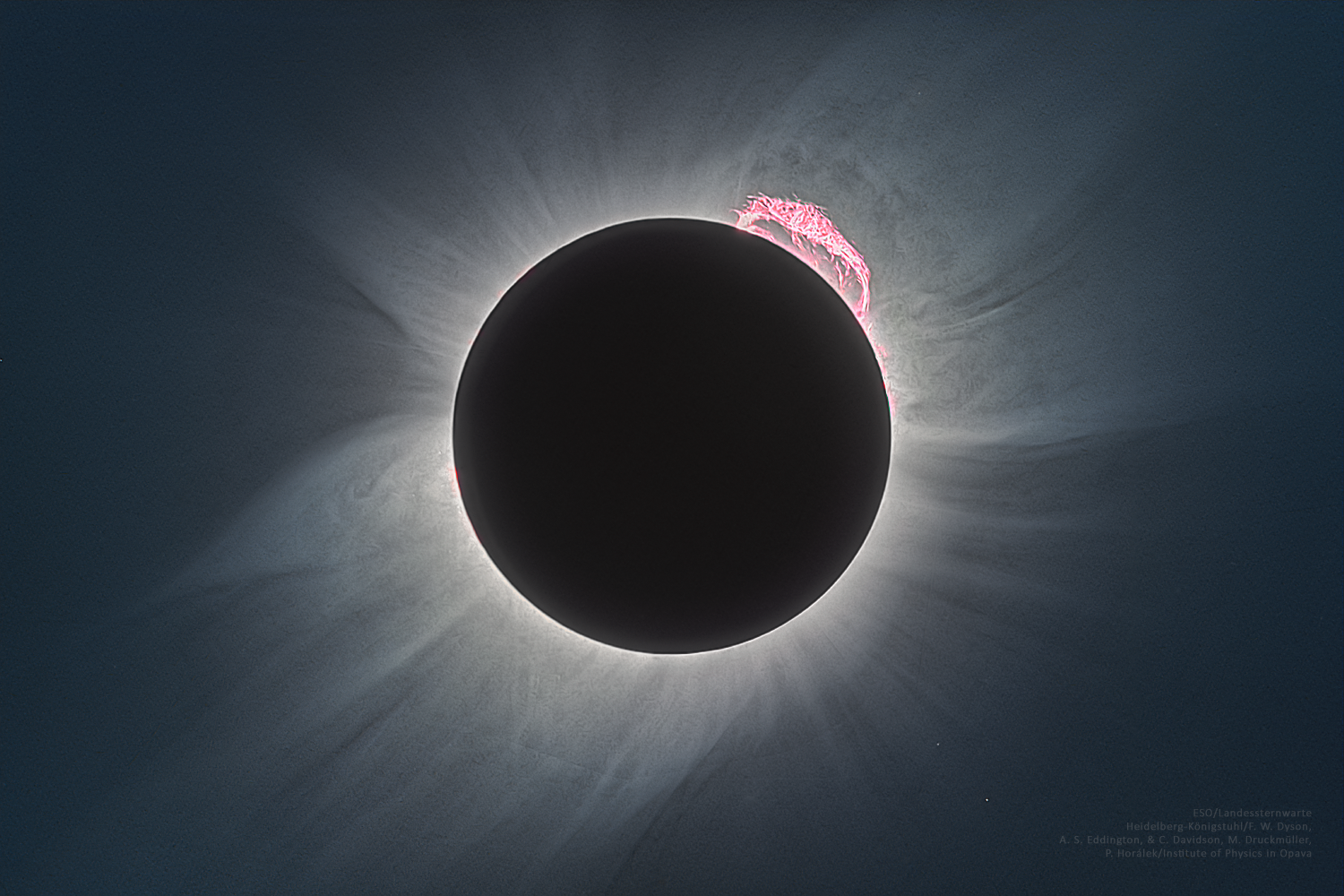 Einstein’s Eclipse | Spaceweather.com