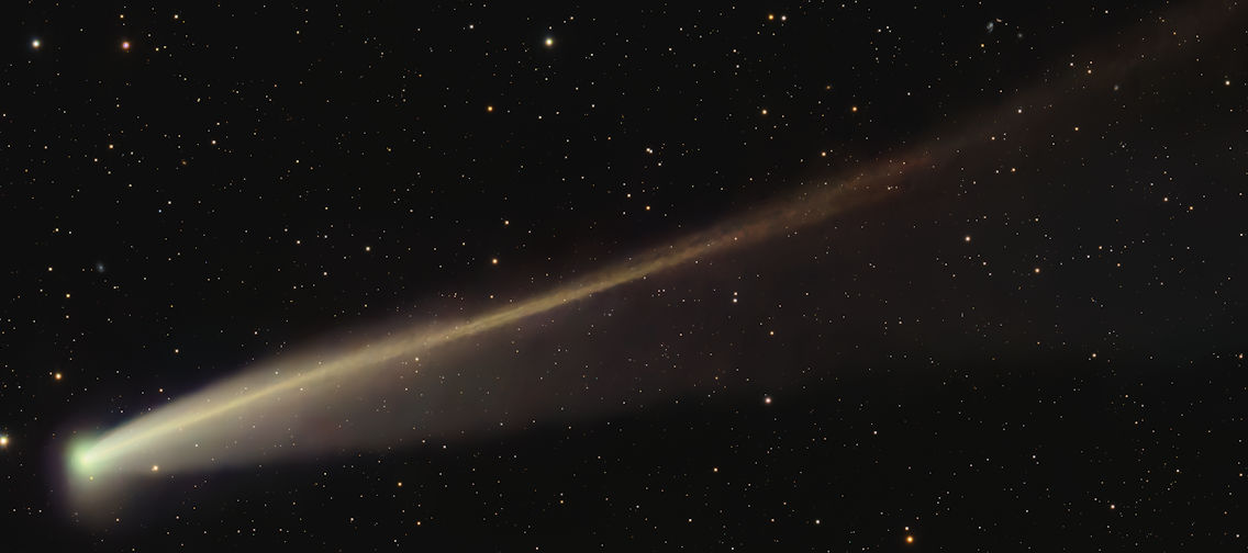 A Rare Golden Comet | Spaceweather.com